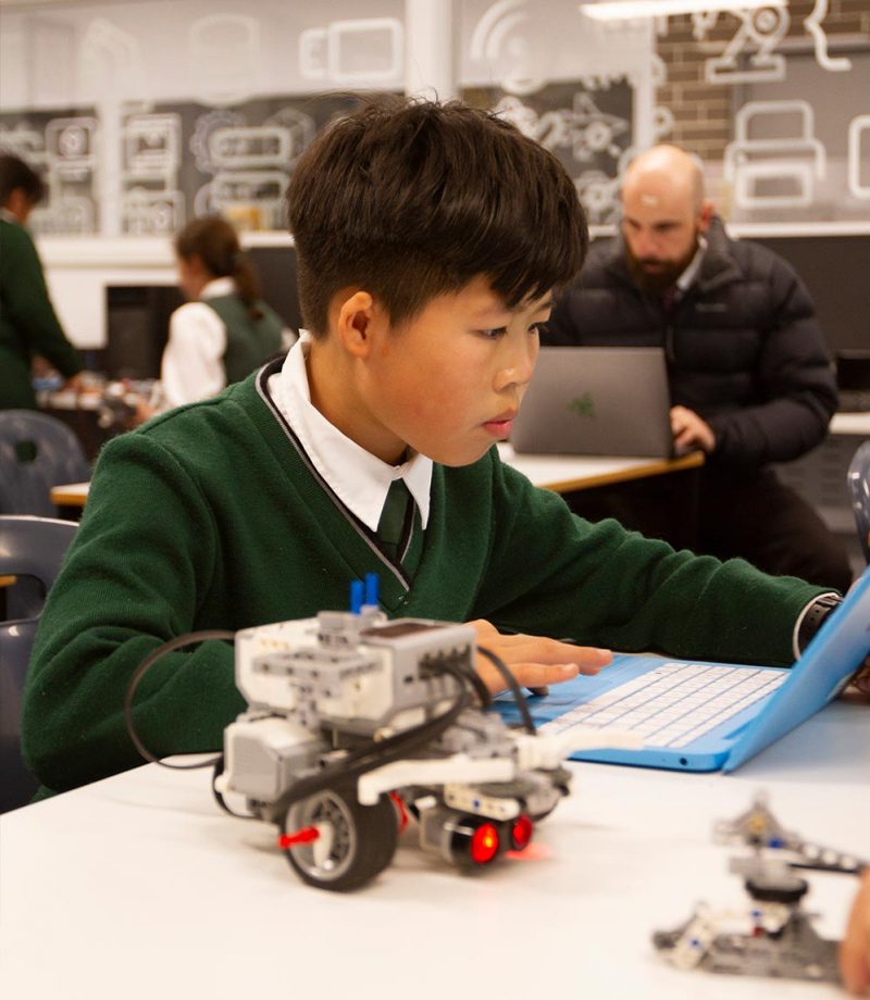 Robotics Education for Years 7-8 | Robokids Student Workshops