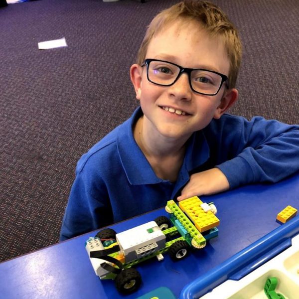 Robokids Holiday Learning Programs with Robotics Education Tools