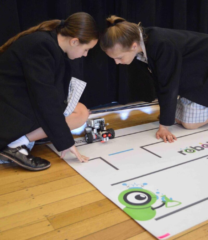 Robotics Education for Years 7-8 | Robokids Student Workshops